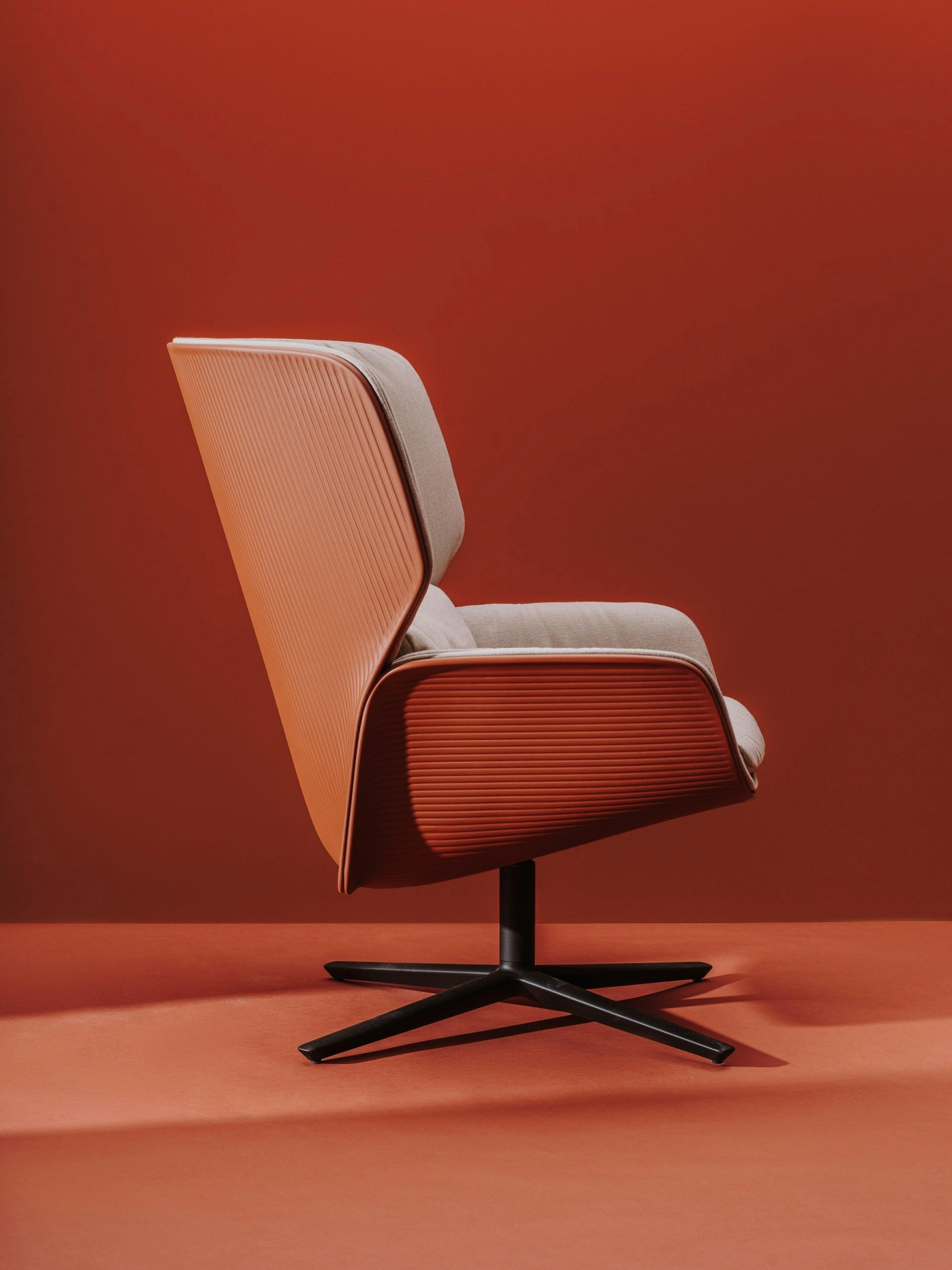 Jason Cheung - Nuez-Lounge-BIO-chair-Patricia-Urquiola-Andreu-World-dezeen-showroom_dezeen_2364 ...