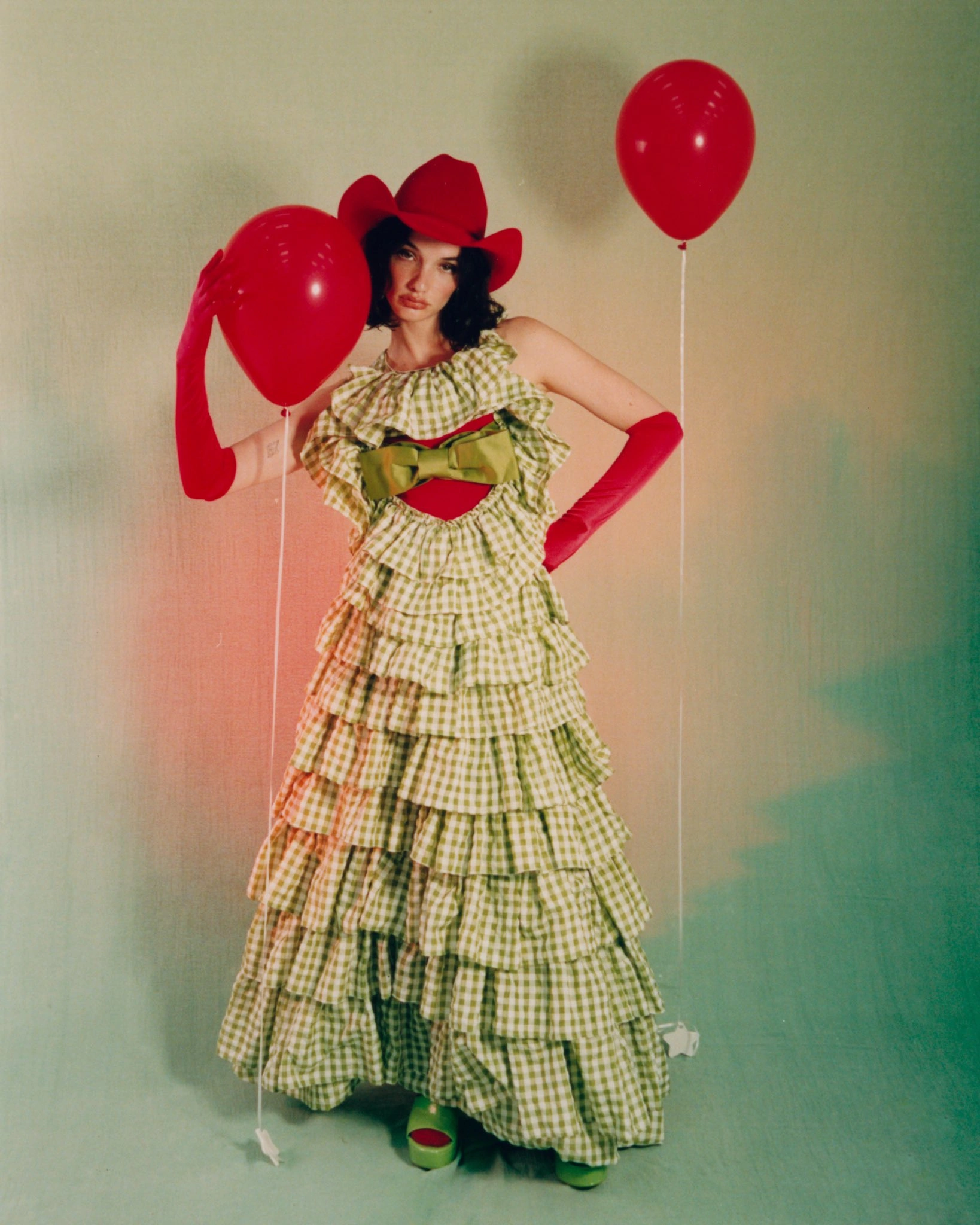 Artem Pchelyakov - FXGRi7MX0AYgC7C – Savee