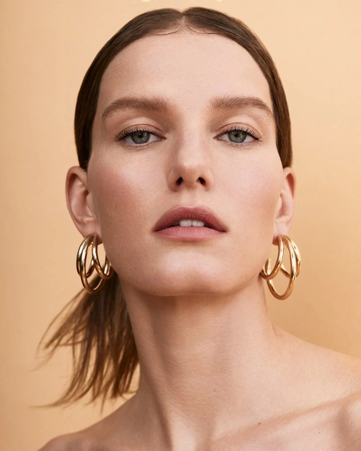 IhorSaveli - Atelier Management - Photographers - Lara Jade - Beauty ...