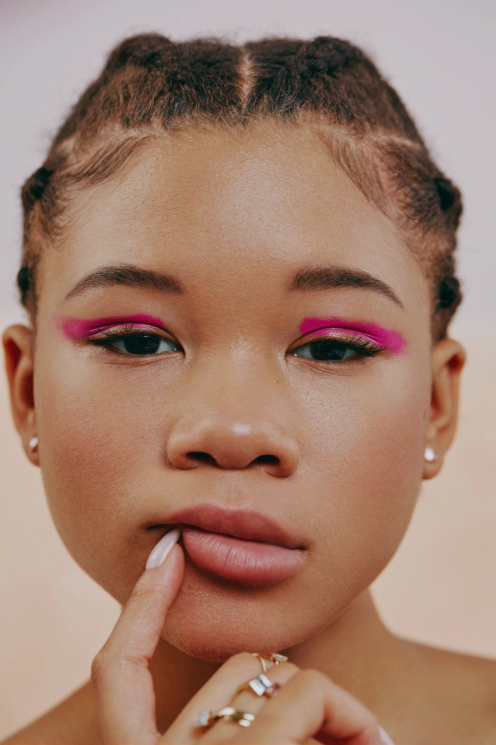 Ana do Amaral - Micaiah Carter - Image - SN37 – SAVEE