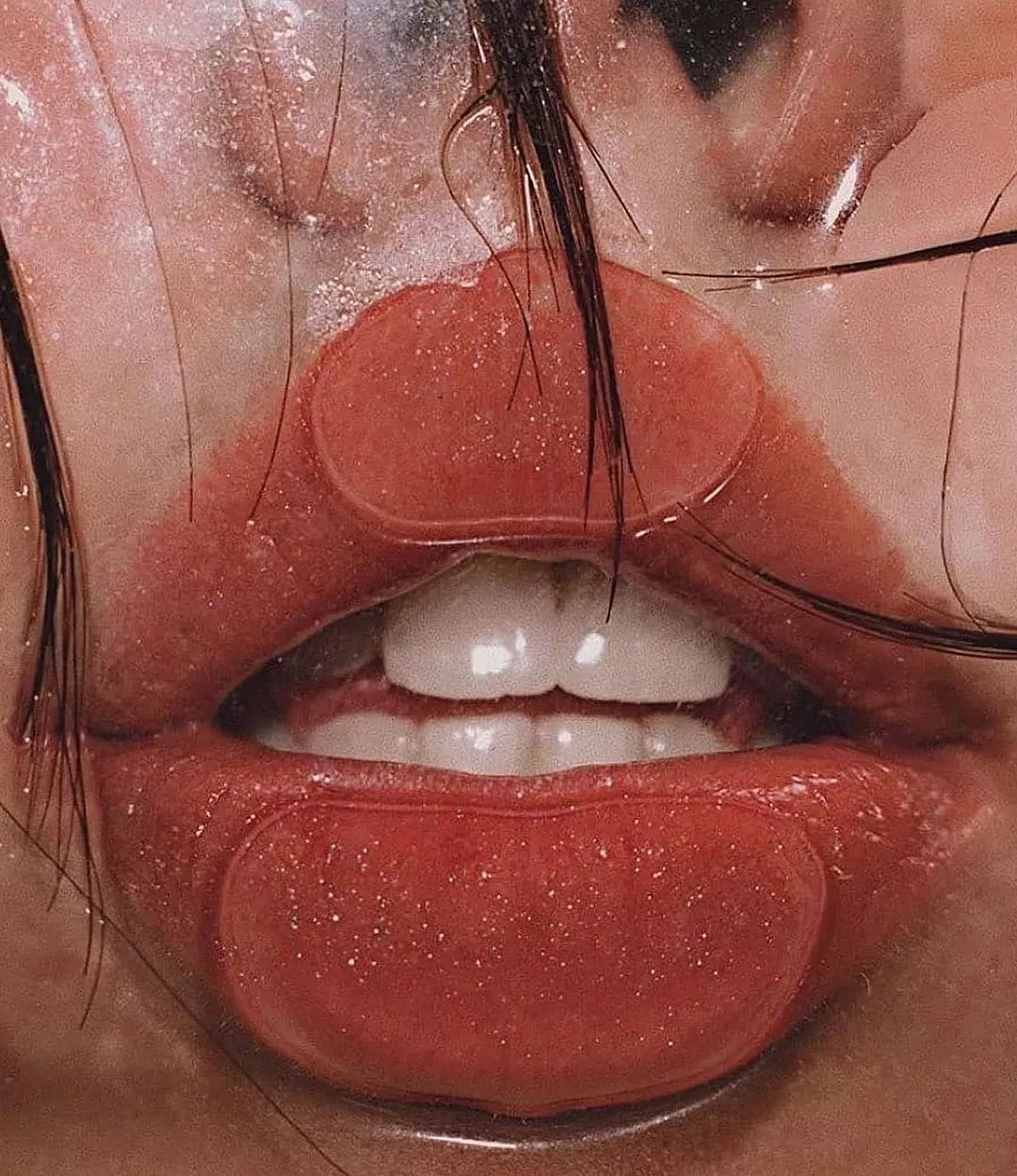 Jaime Spaniol - Fashion beauty • Ushhh – Savee