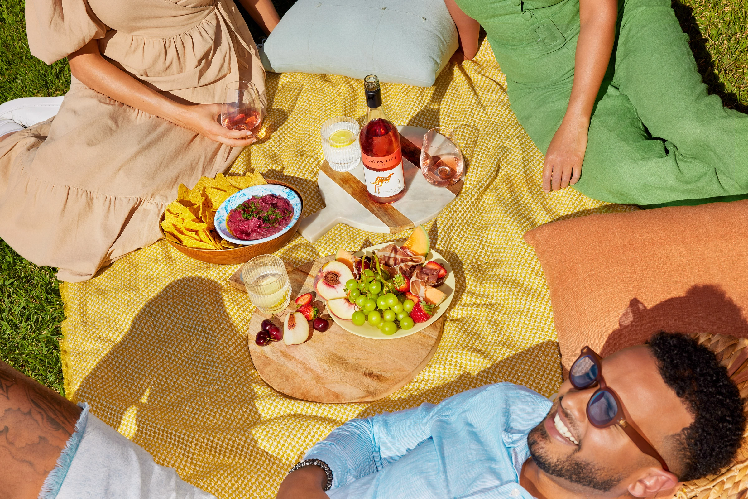 Alex Ward - Stuart Miller - DRINKS – SAVEE