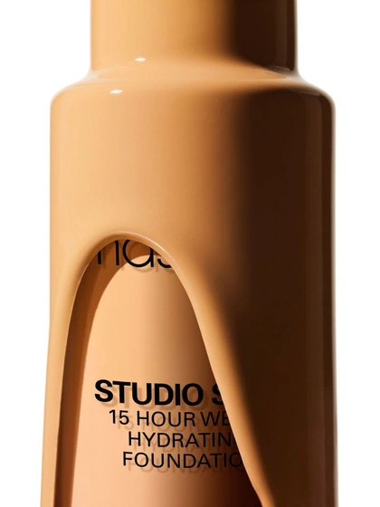 Hector Silva - Untitled – Savee