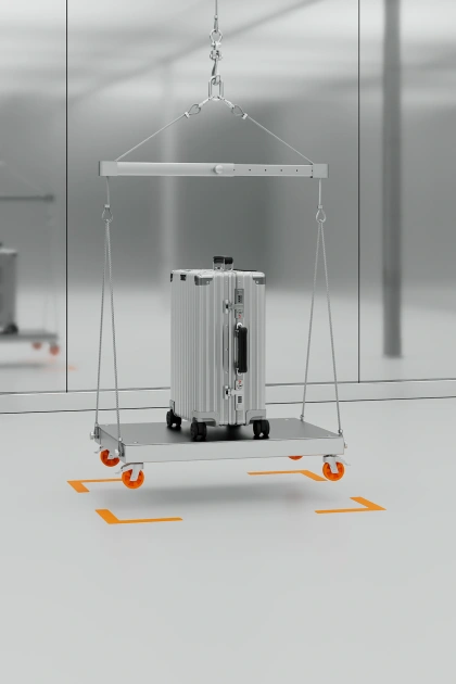 Andrew Sokolov - Tobias Faisst / Rimowa / Ingenieurkunst / Photography / 2022 – Savee