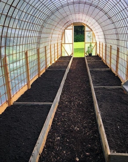 Darren Major - Building a tunnel greenhouse by Sofie Persson ...
