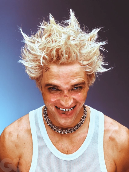 Phey Darice - The Metamorphosis of Robert Pattinson – Savee