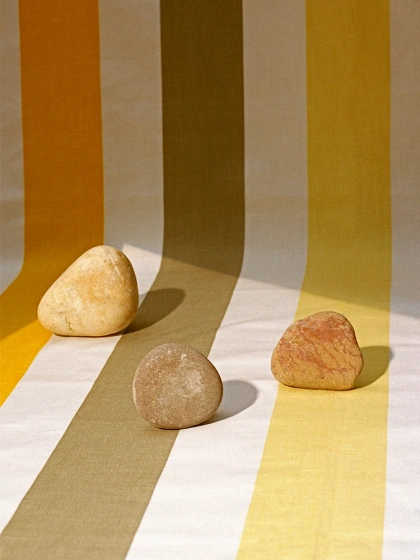 Pose - Photography by VICTORIA ZSCHOMMLER – SAVEE